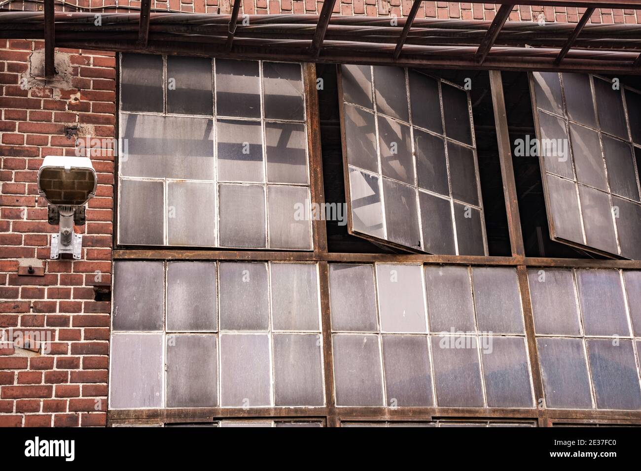 Gap window display hi-res stock photography and images - Alamy