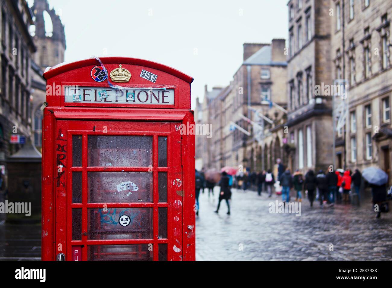 red telephone box at Royal Mile Edinburgh Stock Photo - Alamy