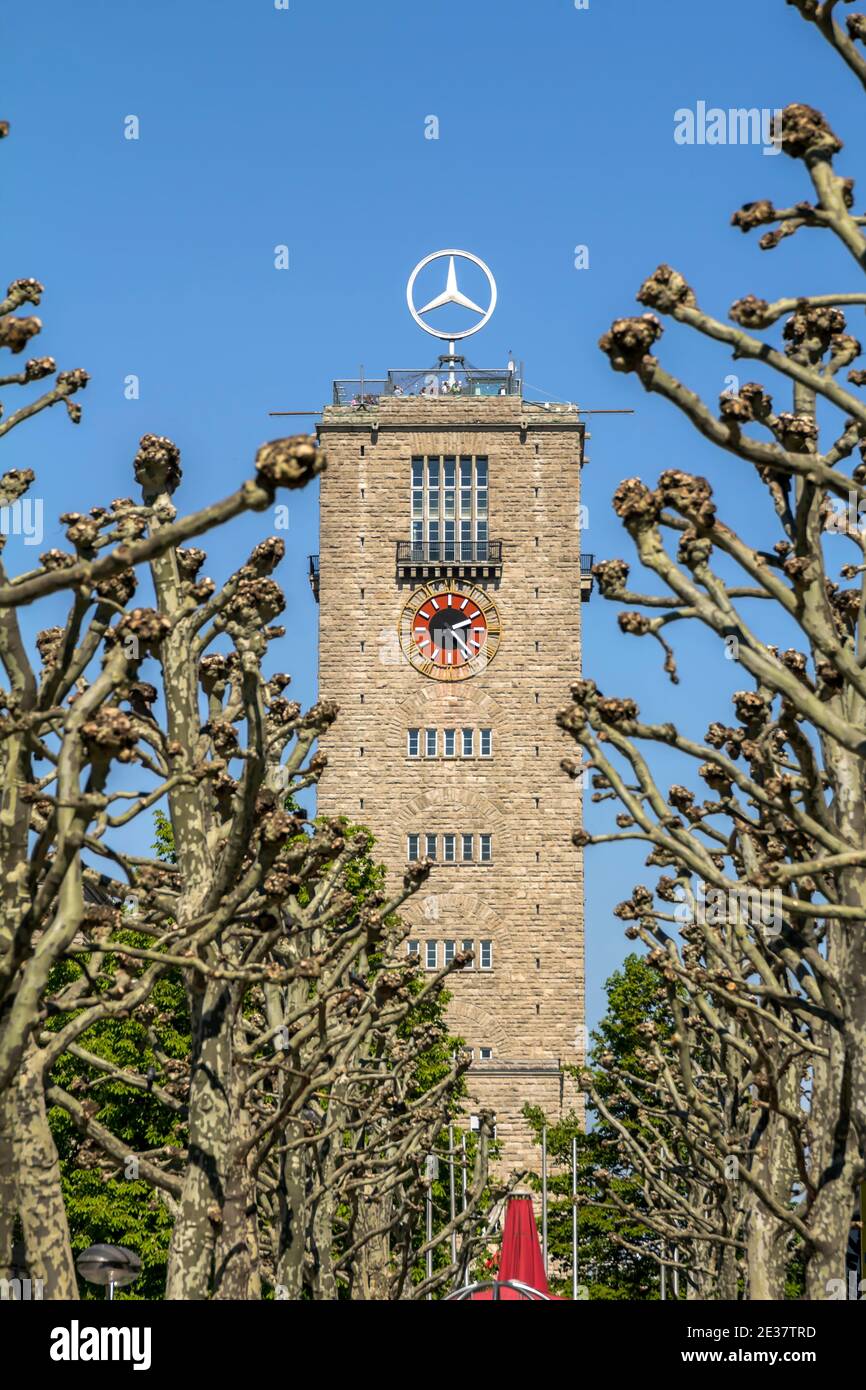 STUTTGART, GERMANY : The tower of Stuttgart Central Station with the ...