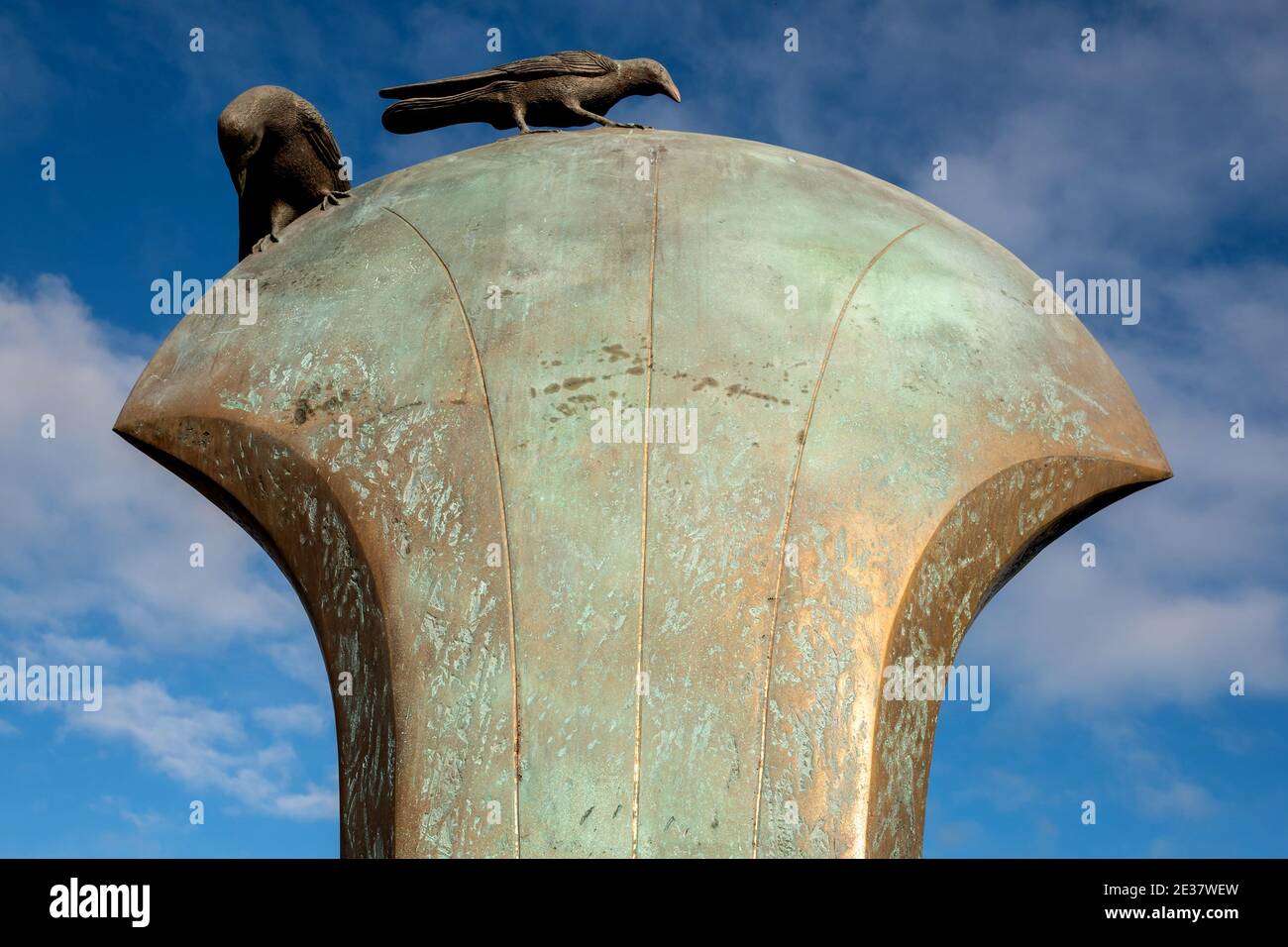 Golden tree sculpture crawley hi-res stock photography and images - Alamy