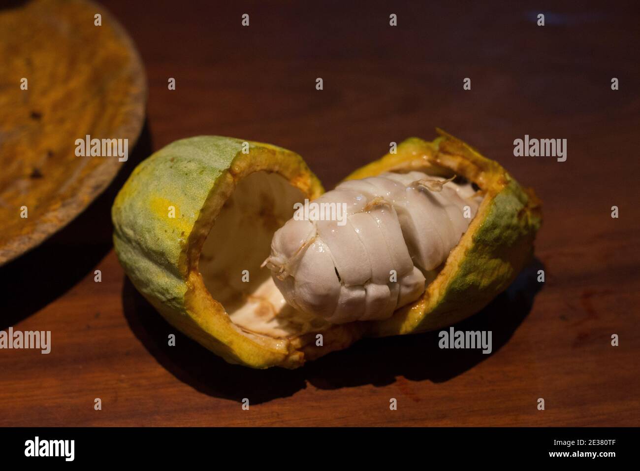 Fruits of the coca plant hi-res stock photography and images - Alamy