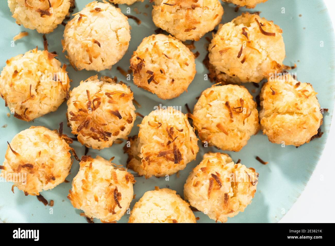 Homemade coconut cookies with coconut flakes Stock Photo - Alamy