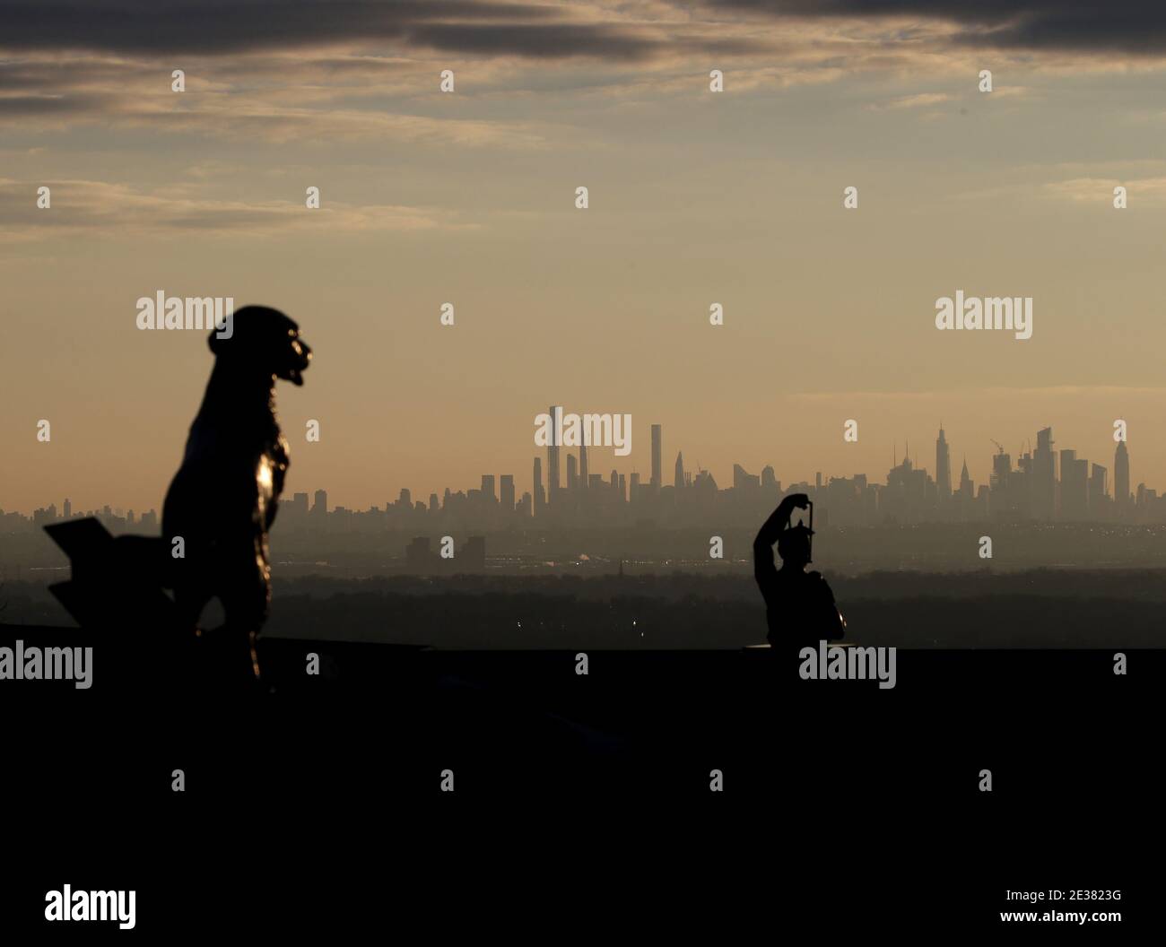 17 11 2001 hi-res stock photography and images - Alamy