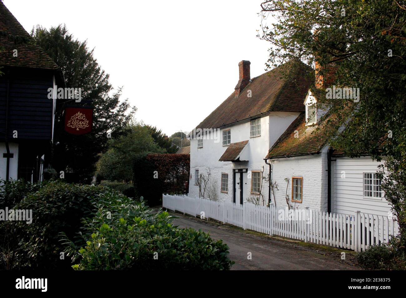 English medieval village january hi-res stock photography and images ...