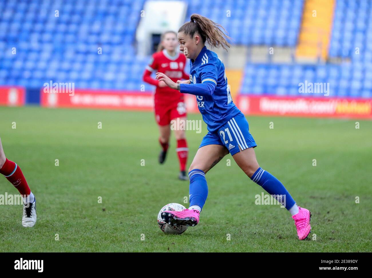 Hannah cain hi-res stock photography and images - Alamy