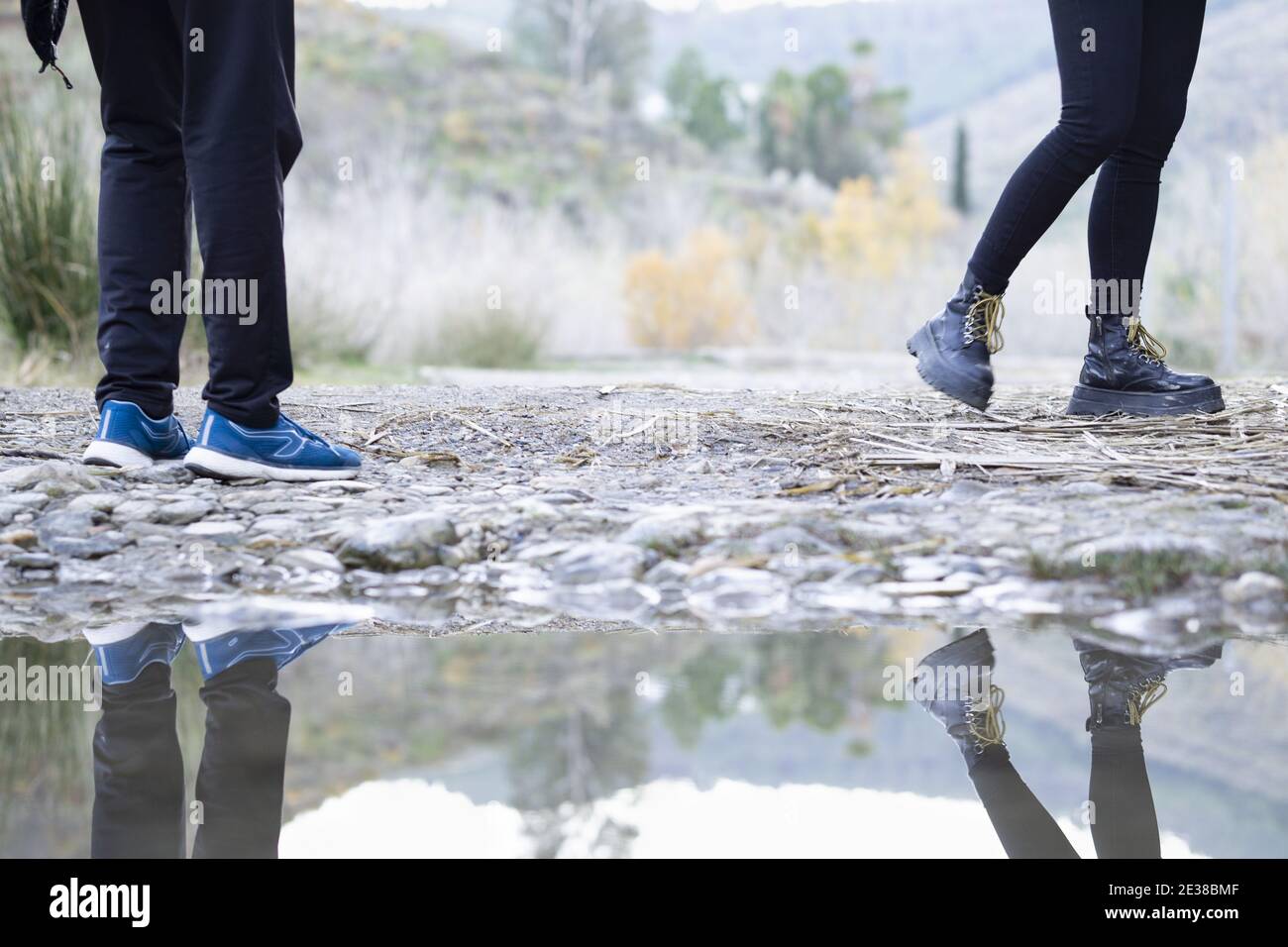 Couple, feet, ground hi-res stock photography and images - Alamy
