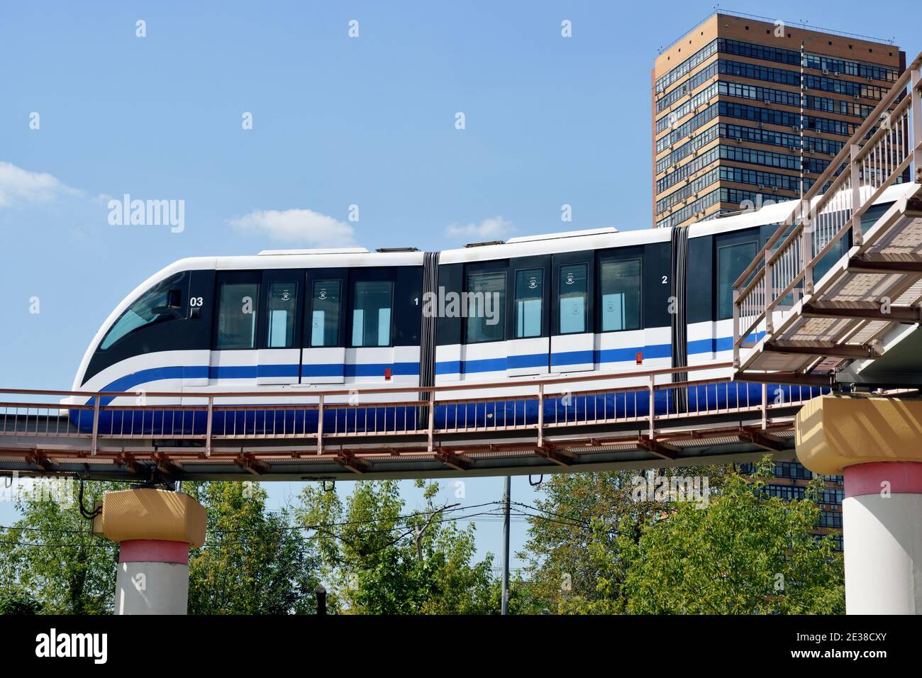 Monorail train hi-res stock photography and images - Alamy