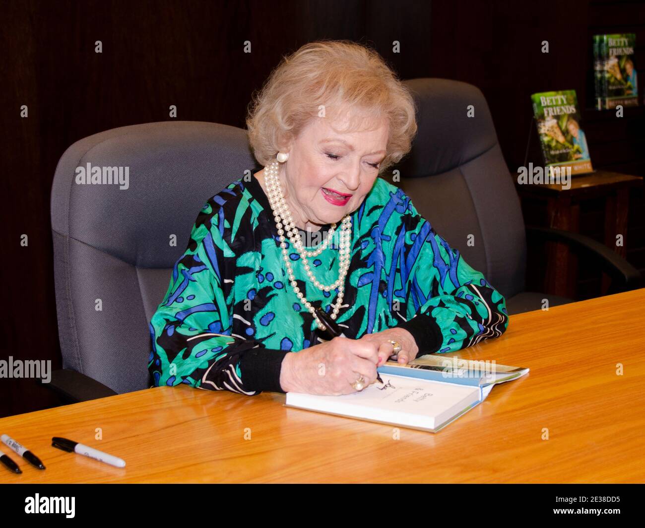 Bookstore zoo hi-res stock photography and images - Alamy