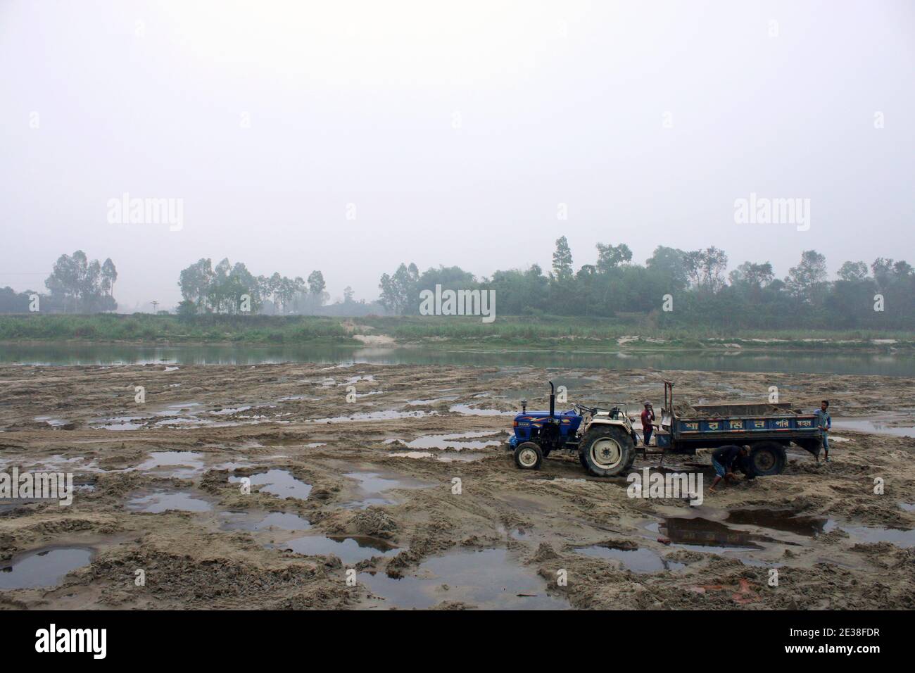 Drying up rivers hi-res stock photography and images - Alamy
