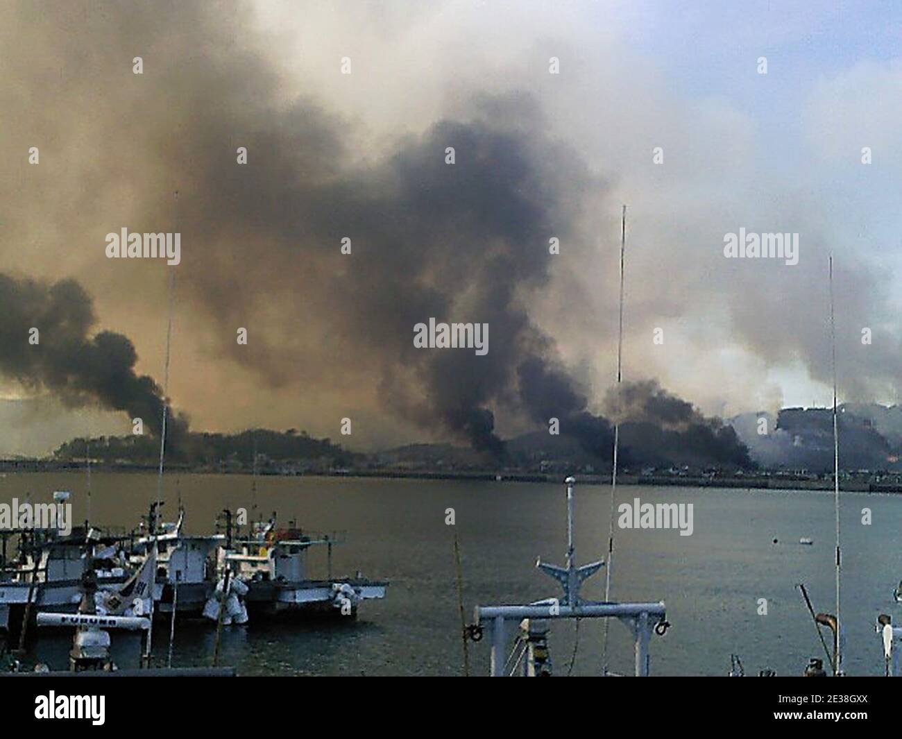 Guerre du feu hi-res stock photography and images - Alamy