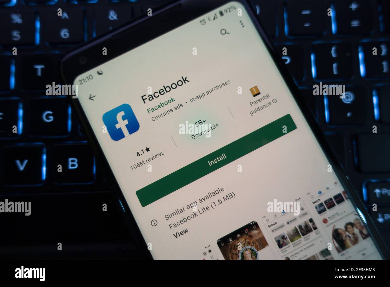App marketplace hi-res stock photography and images - Alamy