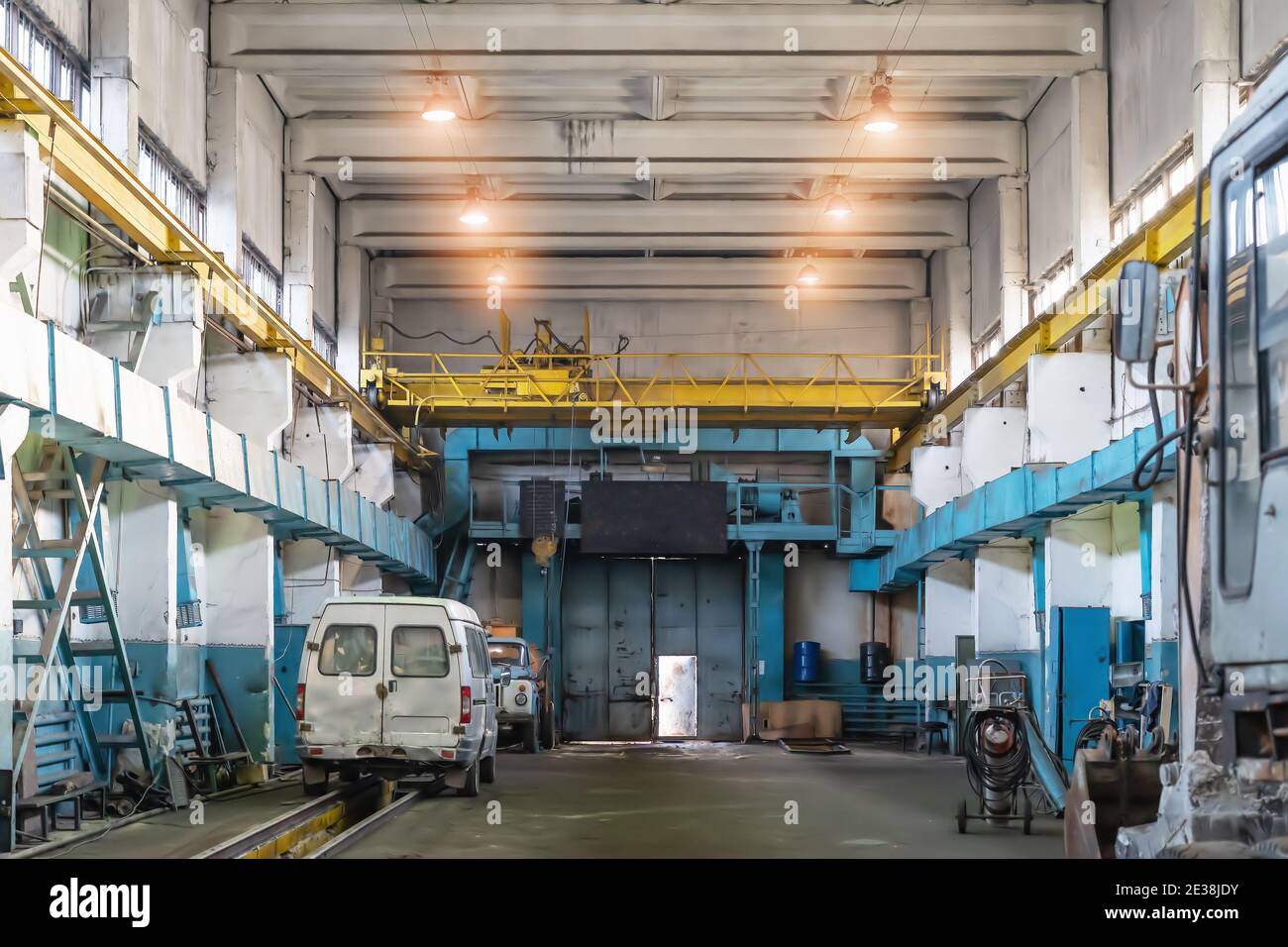 Construction warehouse industrial building on hi-res stock photography ...