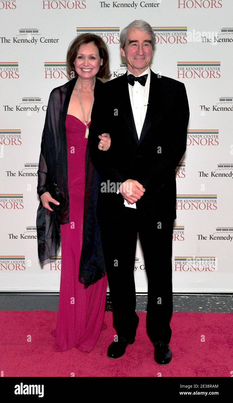 Sam Waterston and his wife Lynn arrive for the formal Artist's Dinner ...