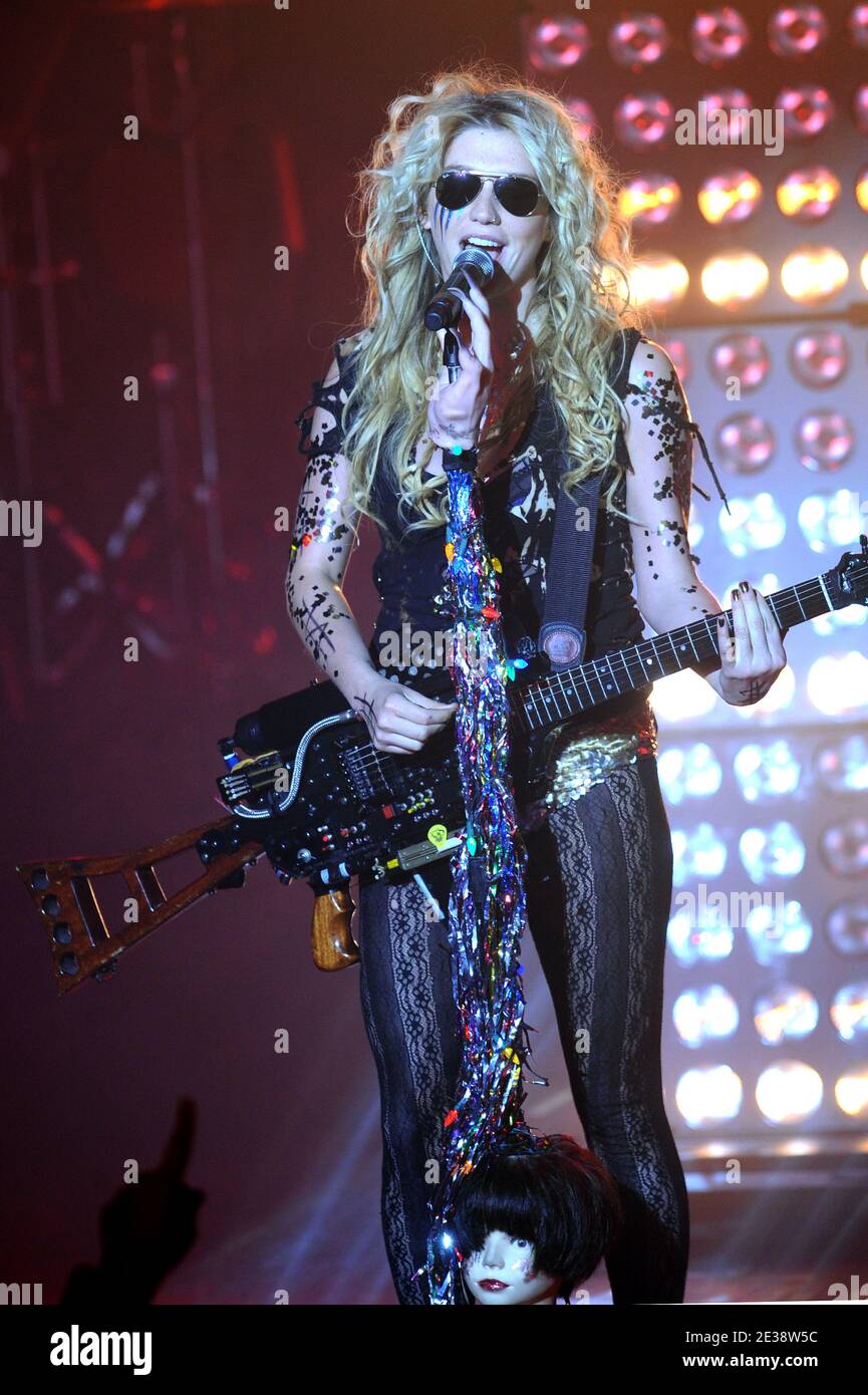 Kesha performs live in concert hi-res stock photography and images - Alamy
