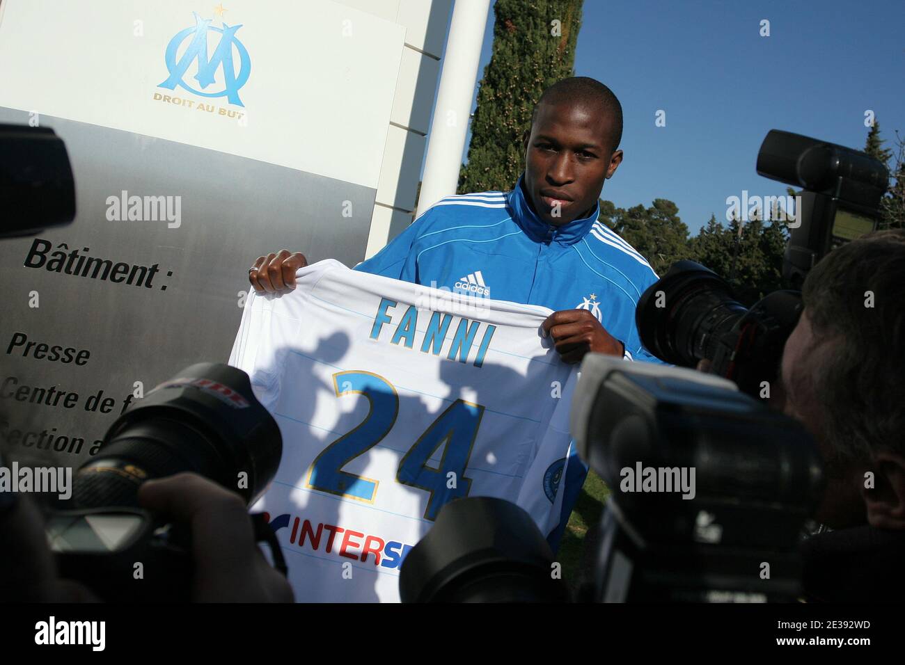 Frances soccer team poses team hi-res stock photography and images - Alamy