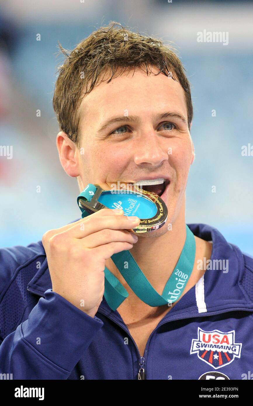U.S. swimmer Ryan Lochte wins gold medal and breaks a world record for ...