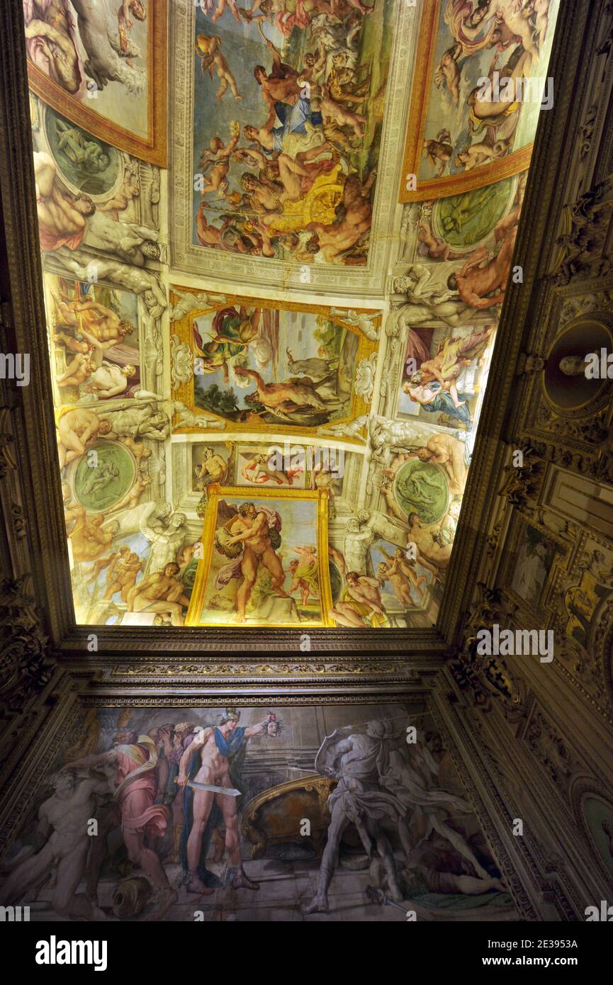 Farnese gallery annibale carracci hi-res stock photography and images ...