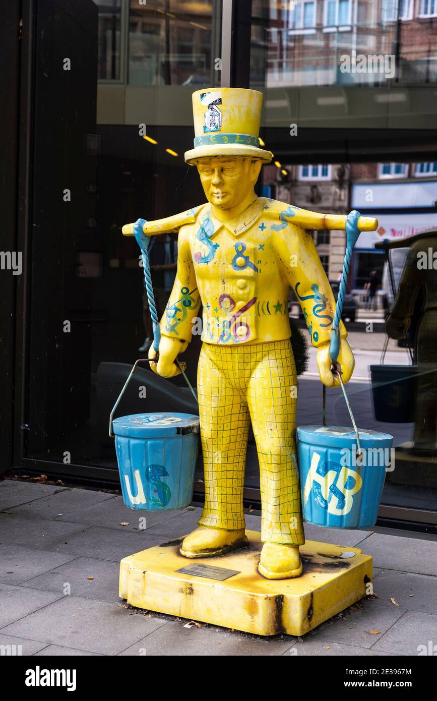 Human figure with hat hi-res stock photography and images - Alamy