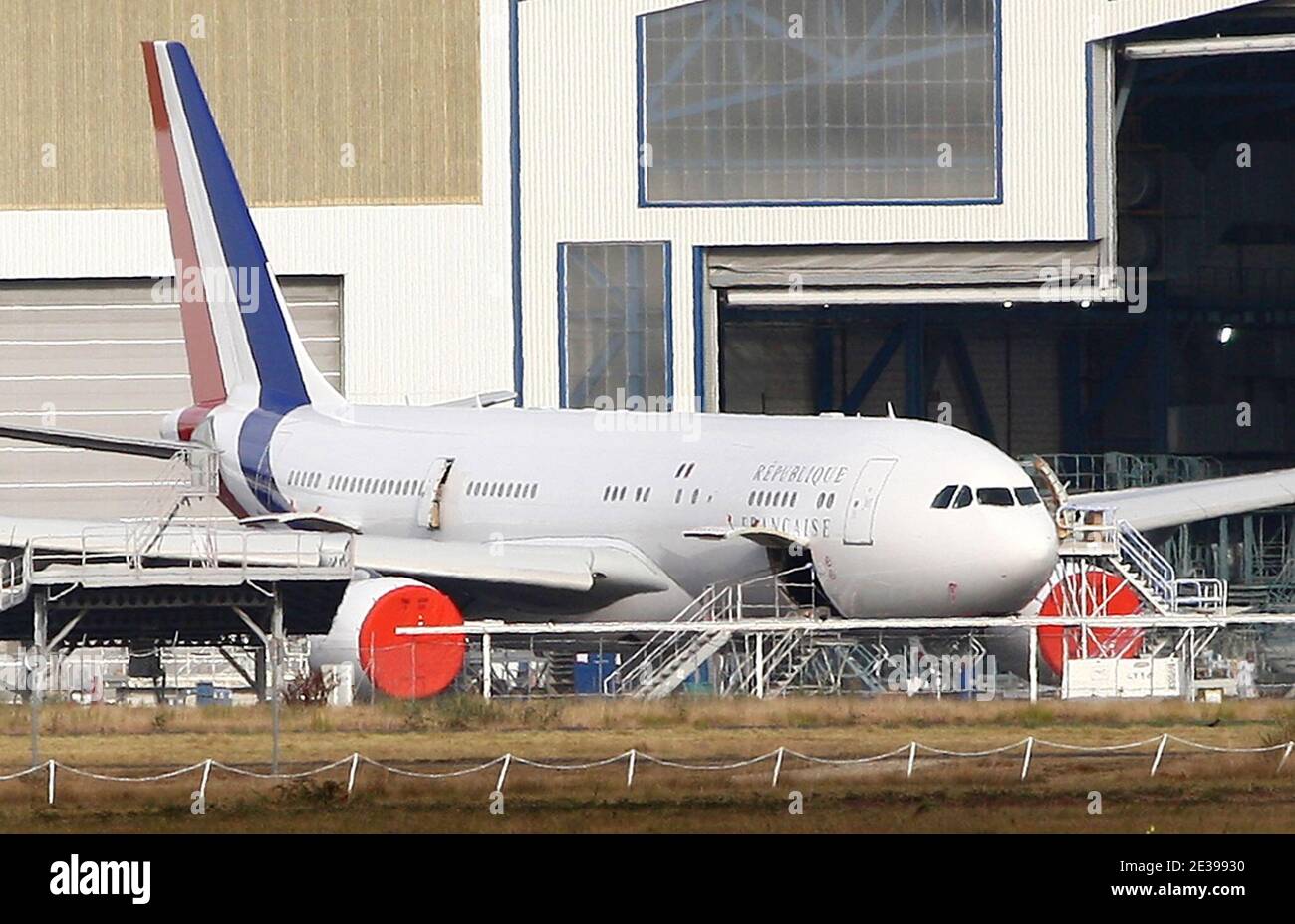 Exclusive. New French presidential airplane, an Airbus A330-200, is ...