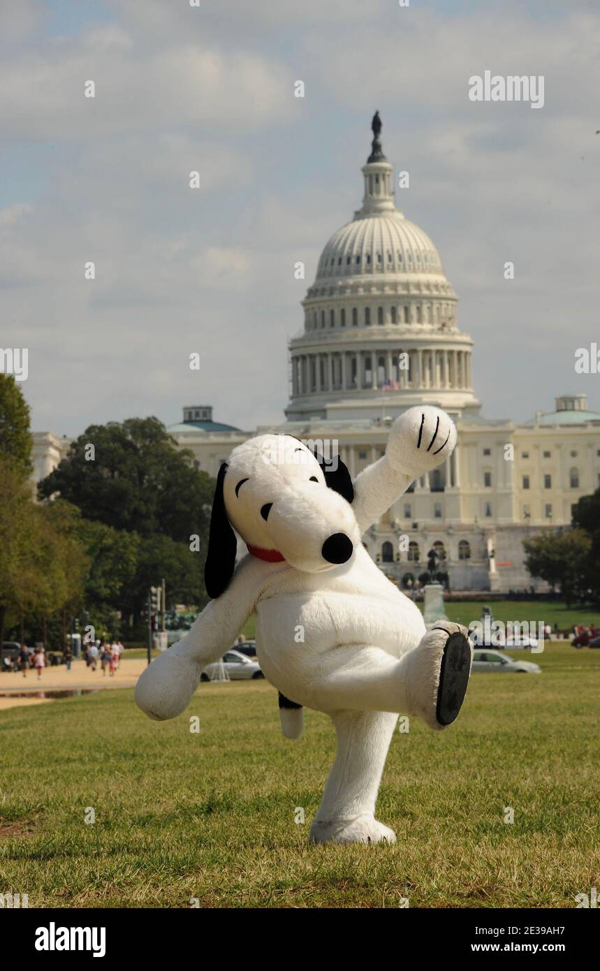Snoopy celebrates the 60th Anniversary of Peanuts with a visit to the ...
