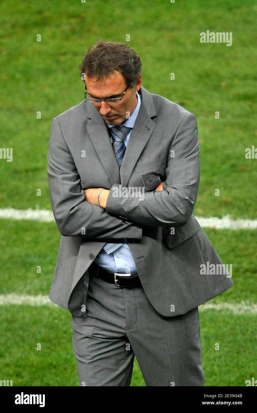 France's coach Laurent Blanc during the Euro 2012 Qualifying soccer ...