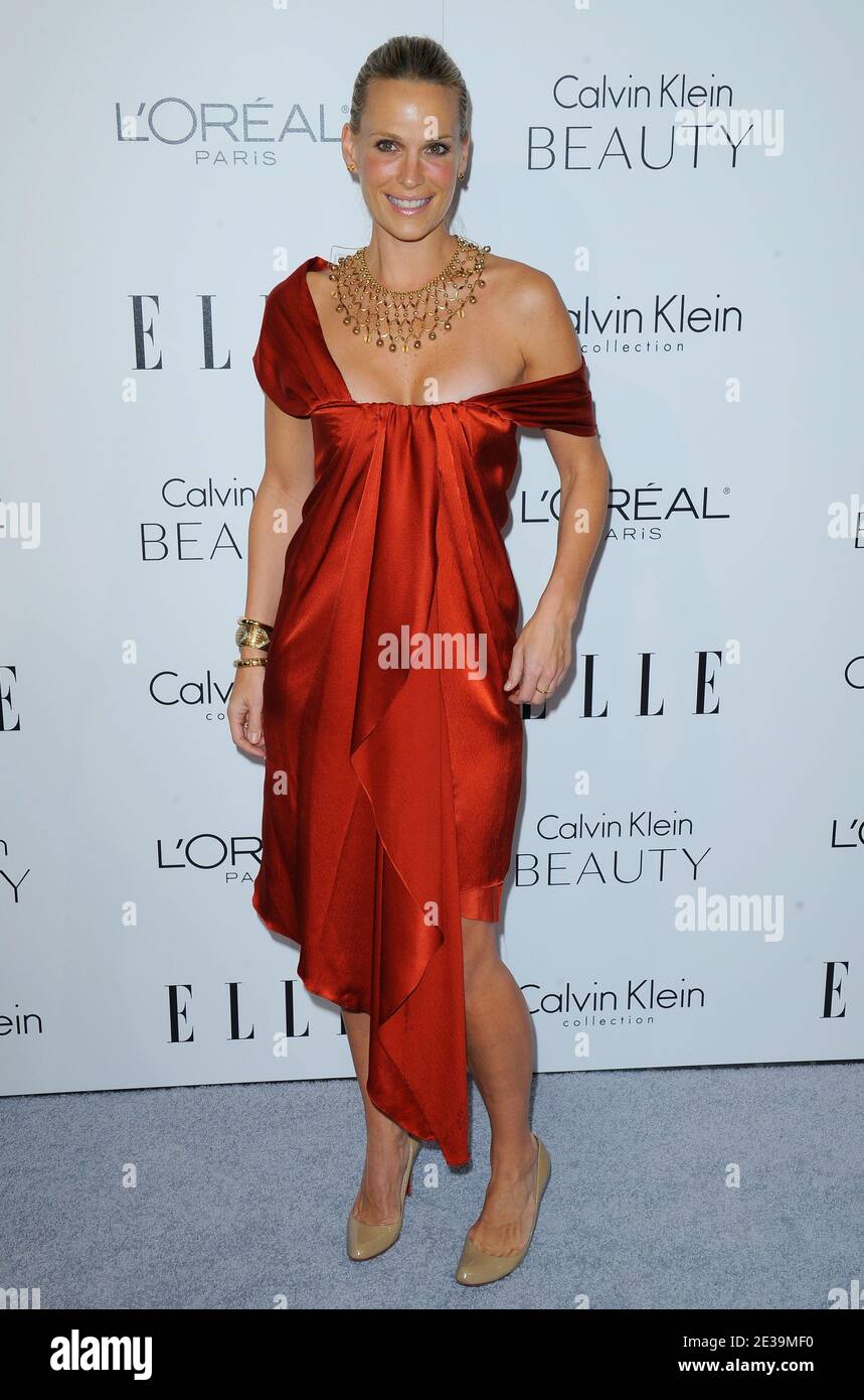 Molly Sims attends ELLE's 17th Annual Women in Hollywood Tribute at The ...