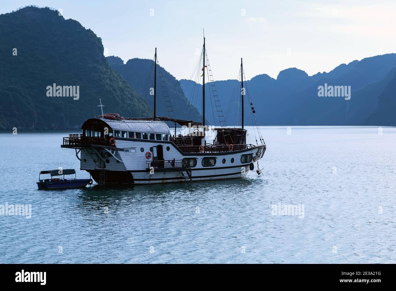 mountain limestone islands landscape in Ha Long Bay, Vietnam Stock ...