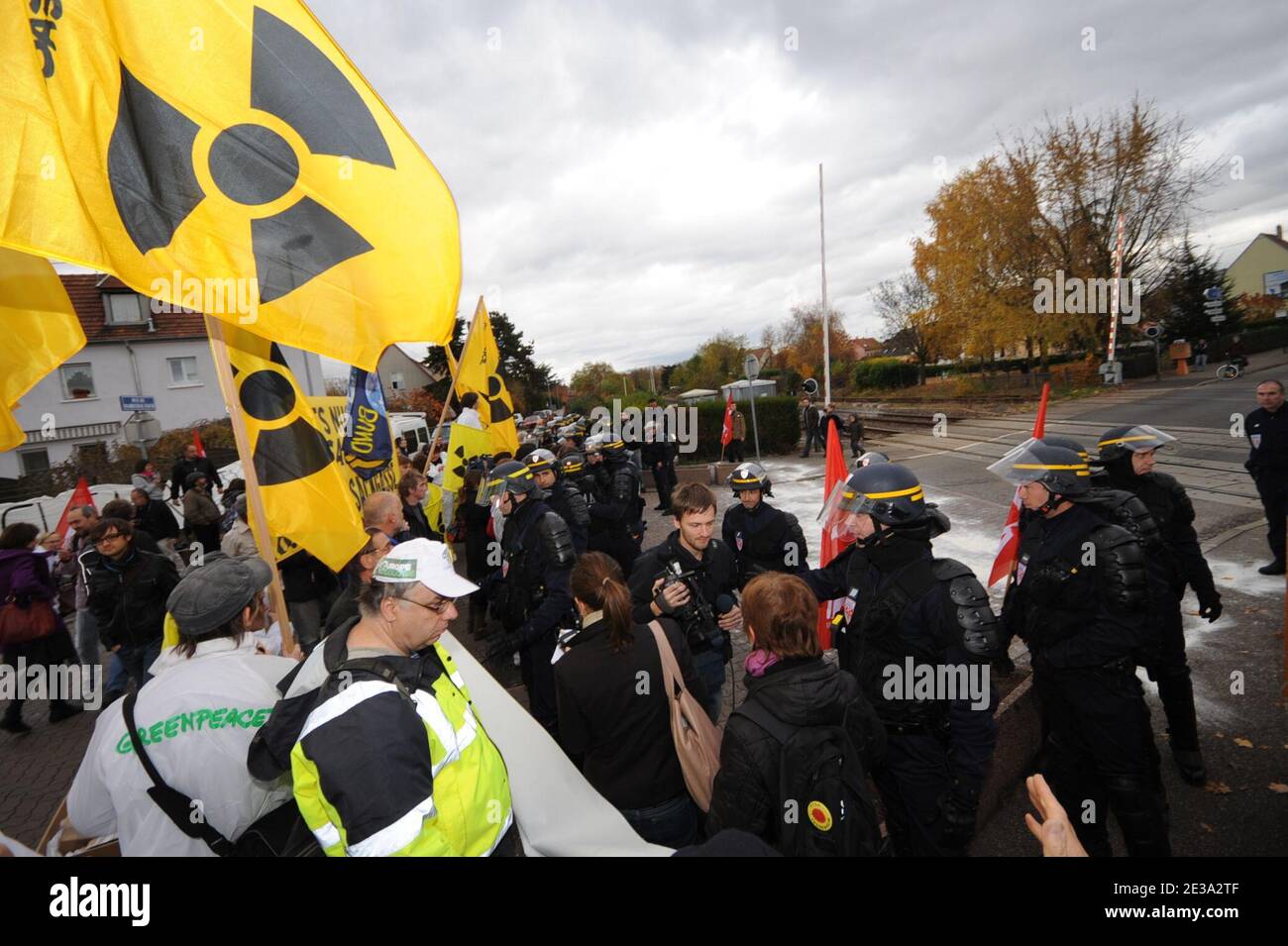 Anti-nuclear protesters demonstrate against a shipment of highly ...