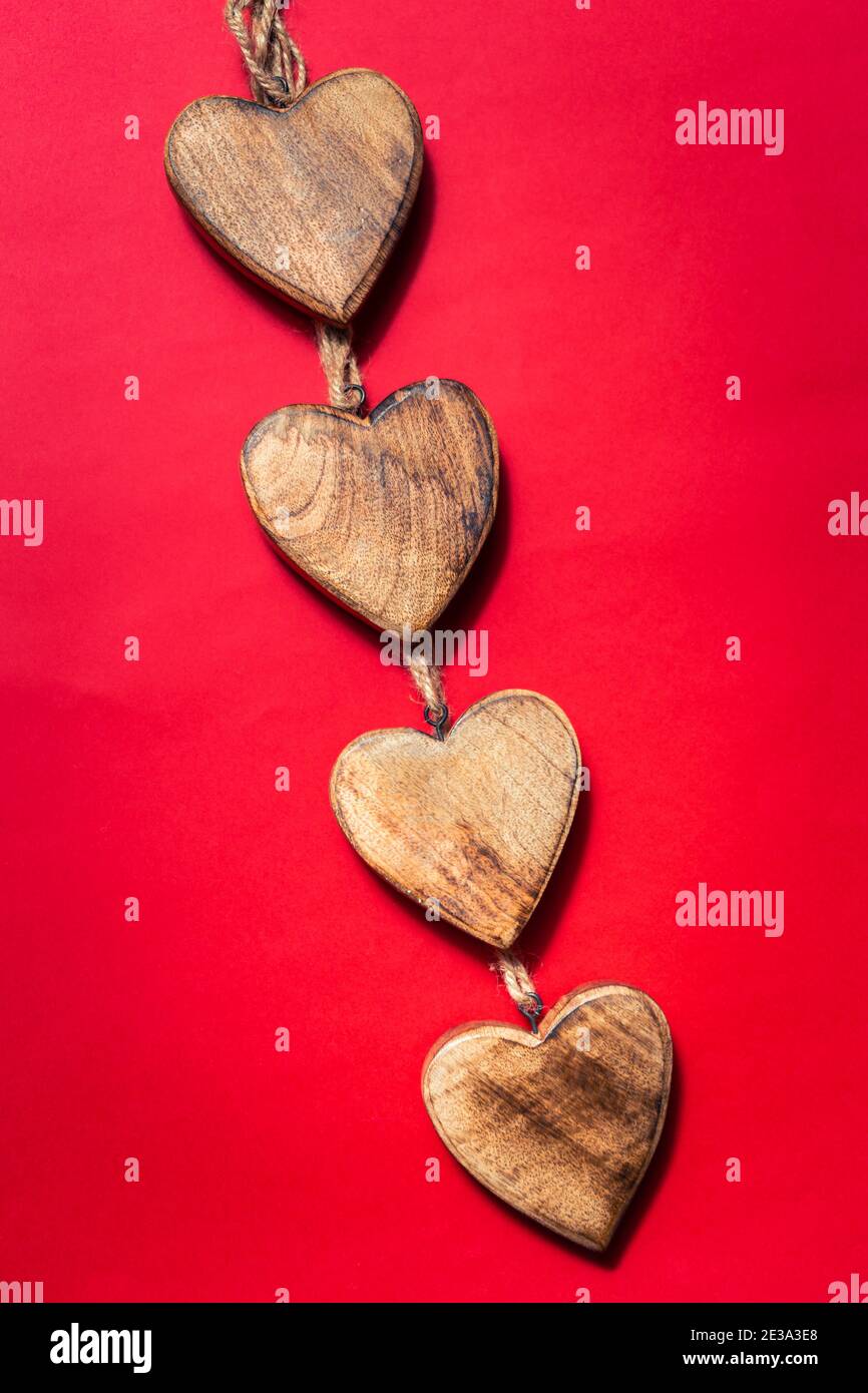 Hearts love red background hi-res stock photography and images - Alamy
