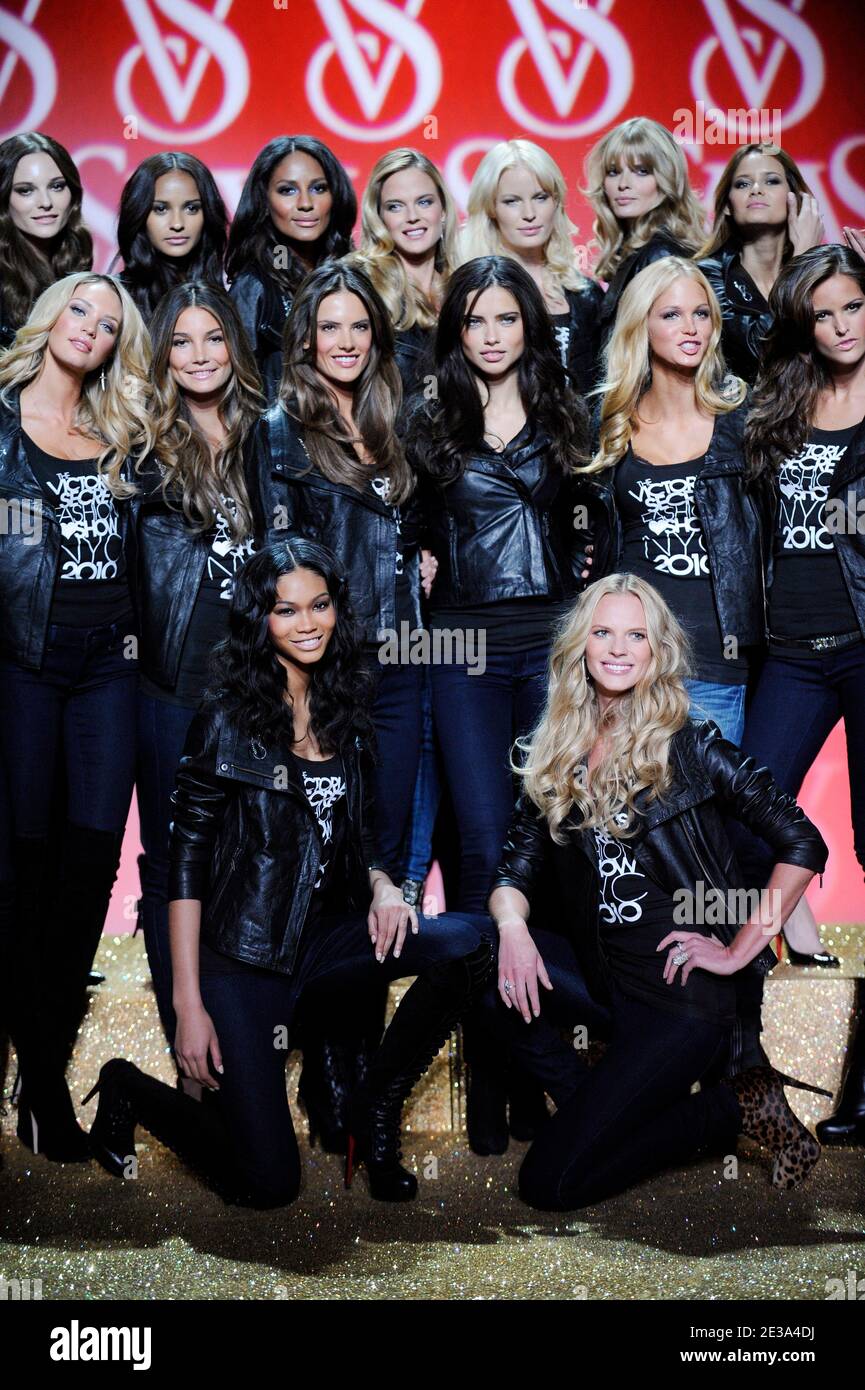 Victoria's Secret 2010 Fashion Show Models and Set Reveal at the ...