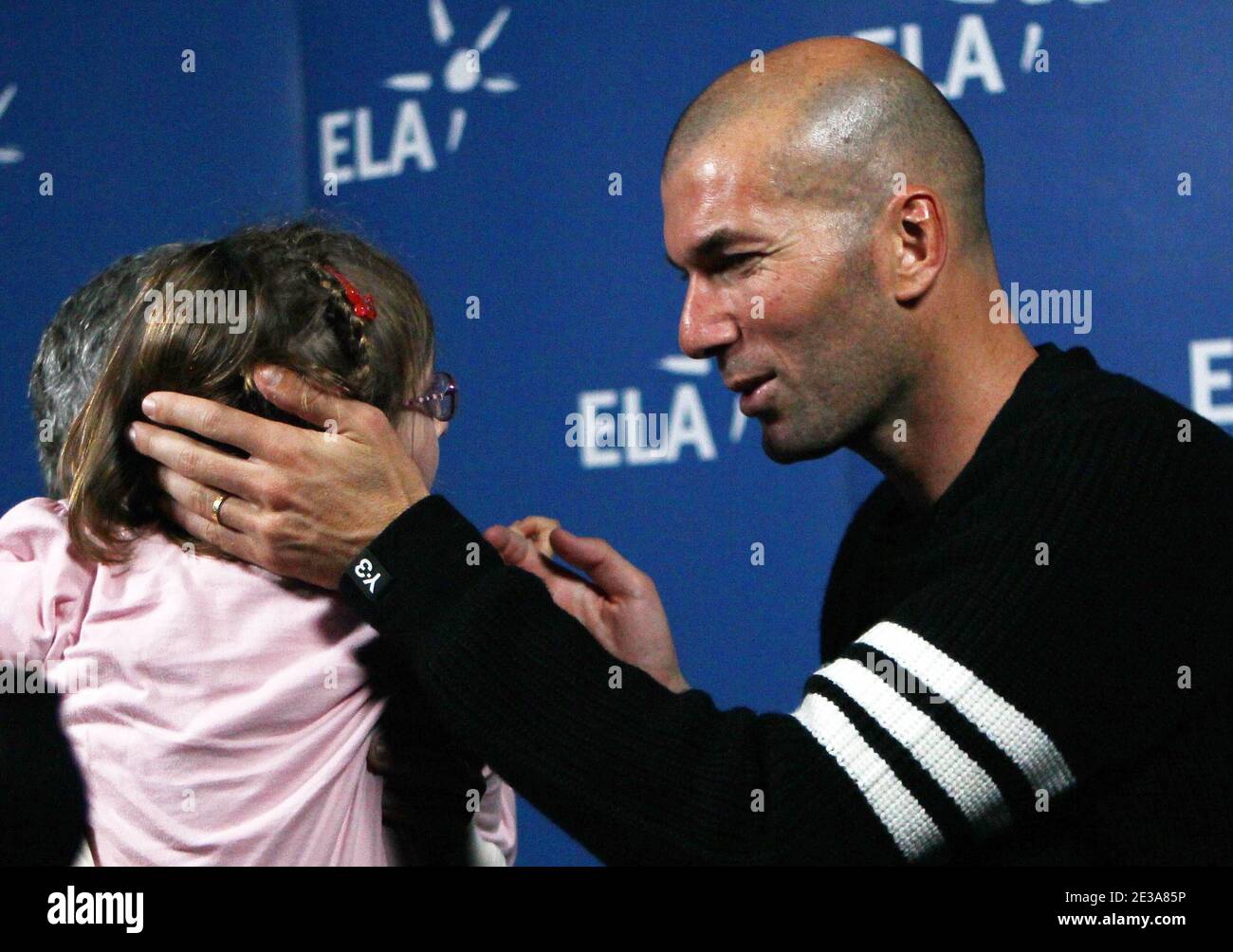 EXCLUSIVE - Zinedine Zidane appearing on the TV show 'Les Stars Se ...