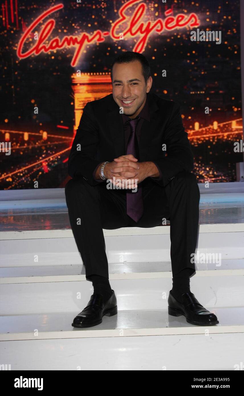 EXCLUSIVE. Michael Moreno poses backstage during French TV show Champs ...