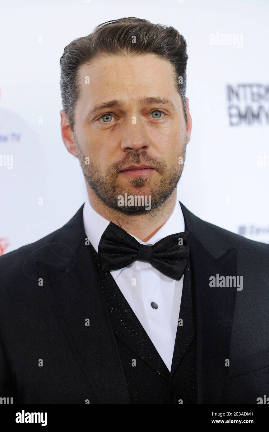 Jason Priestley arriving for the 2010 International Emmy Awards in New ...