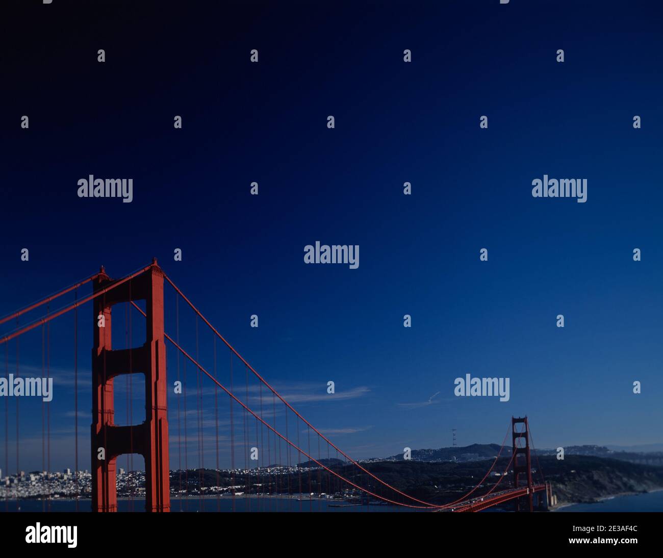 USA, California, San Fransisco, Golden Gate Bridge, one mile strait ...