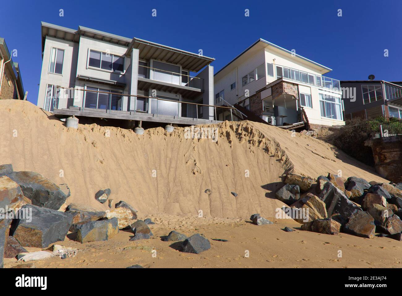 Beach erosion causing damage to waterfront houses at Wamberal Beach ...