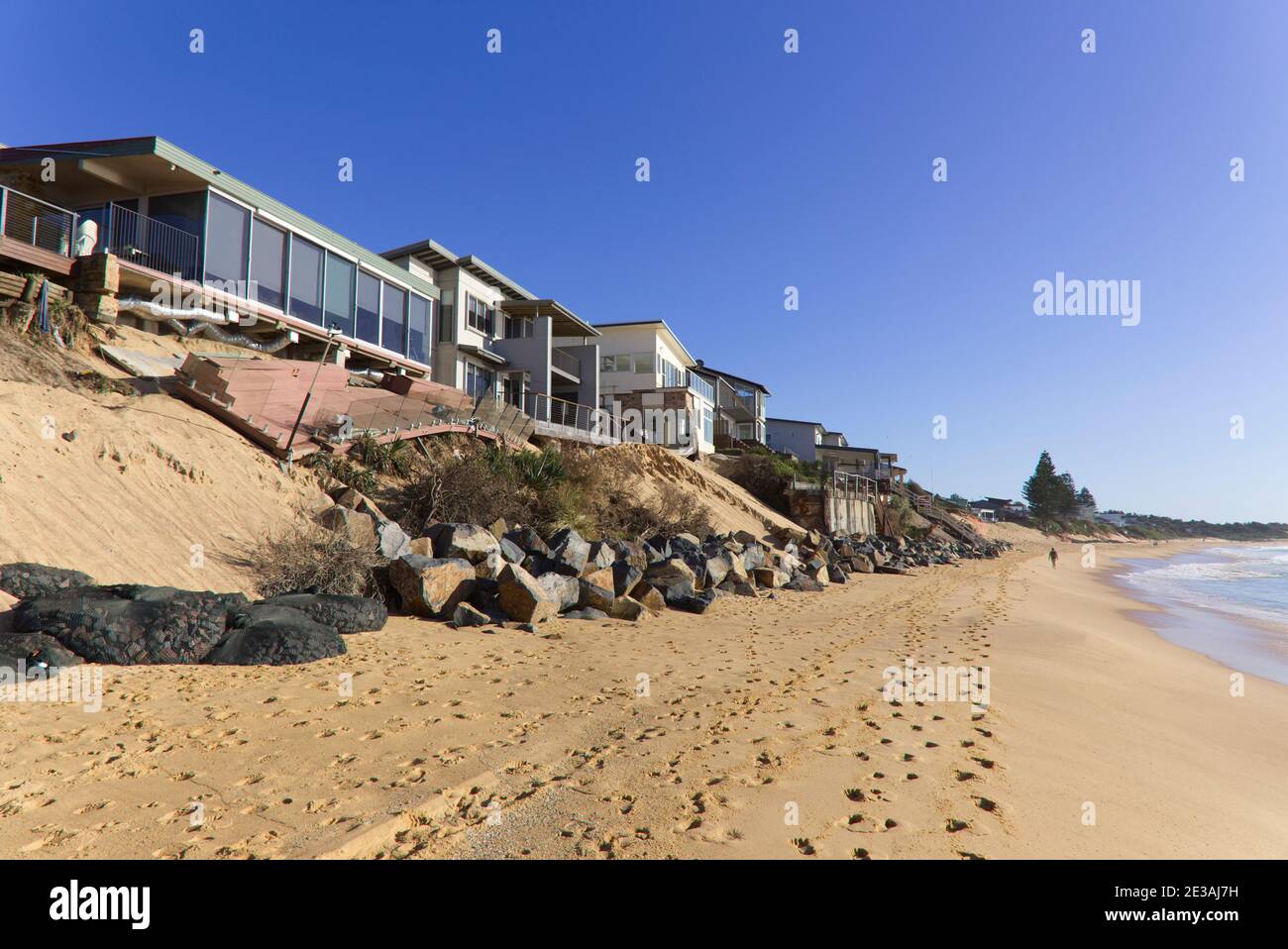 Beach erosion causing damage to waterfront houses at Wamberal Beach ...