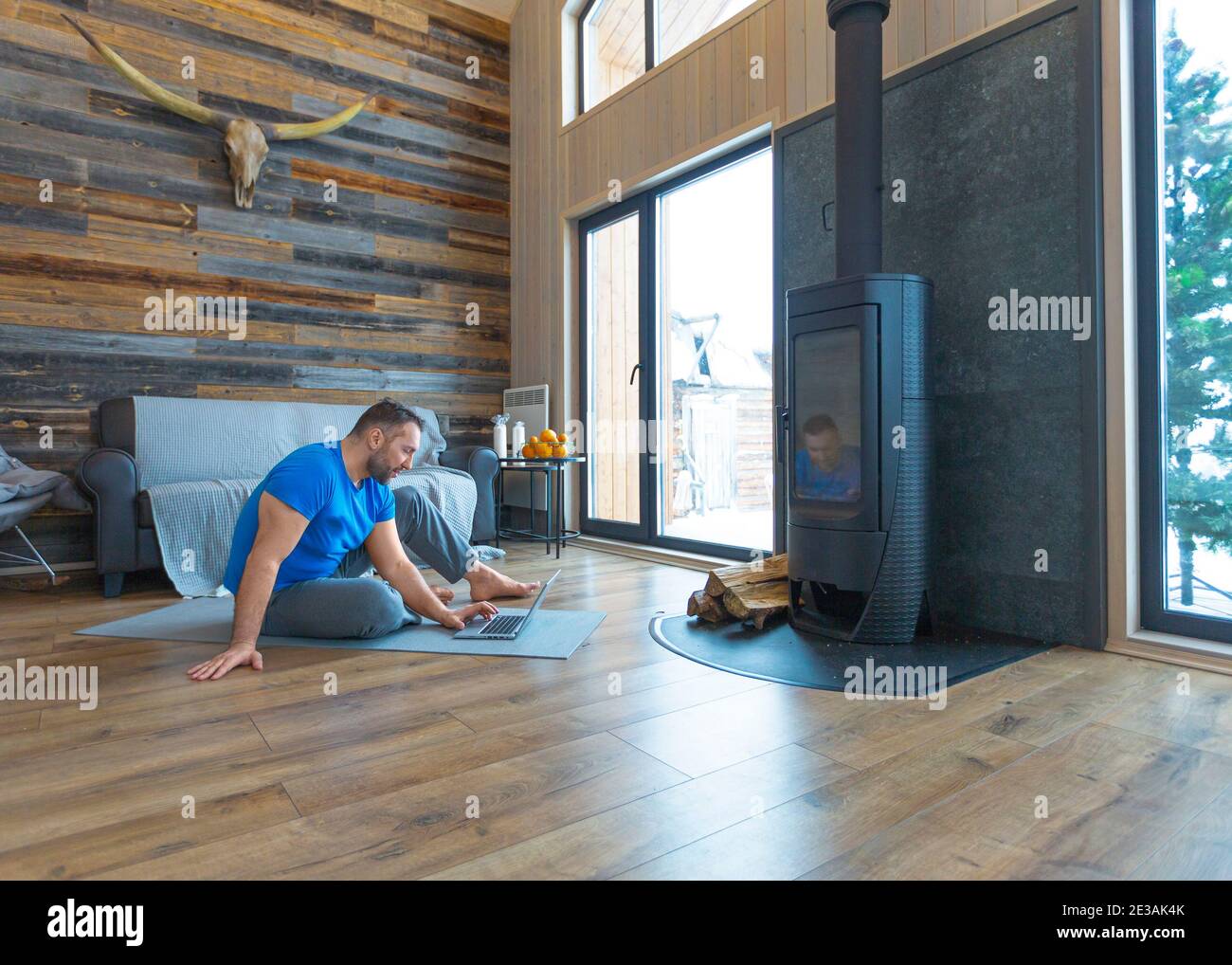 Floor routines hi-res stock photography and images - Alamy