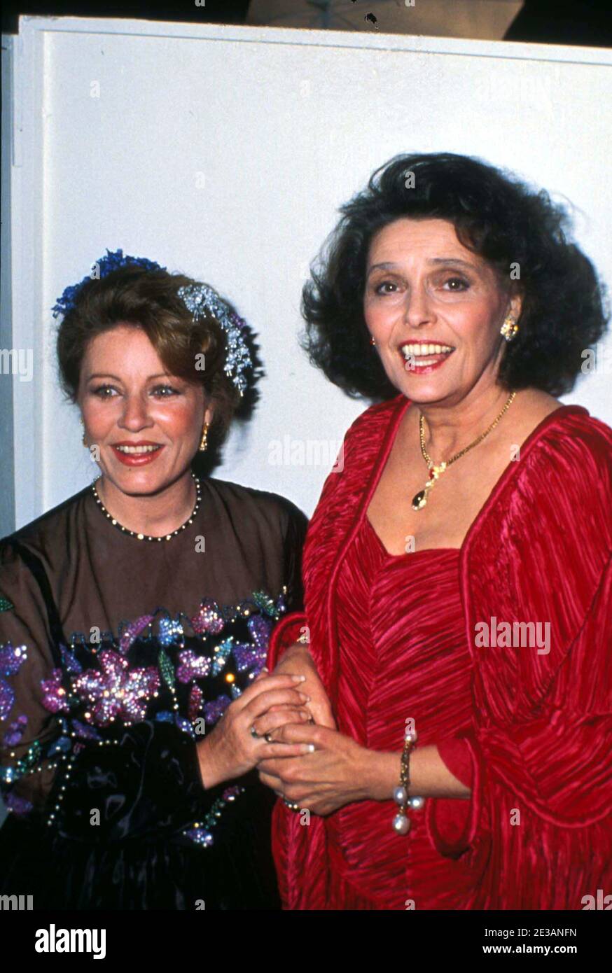 PATRICIA NEAL WITH PATTY DUKE ASTIN Credit: Ralph Dominguez/MediaPunch ...
