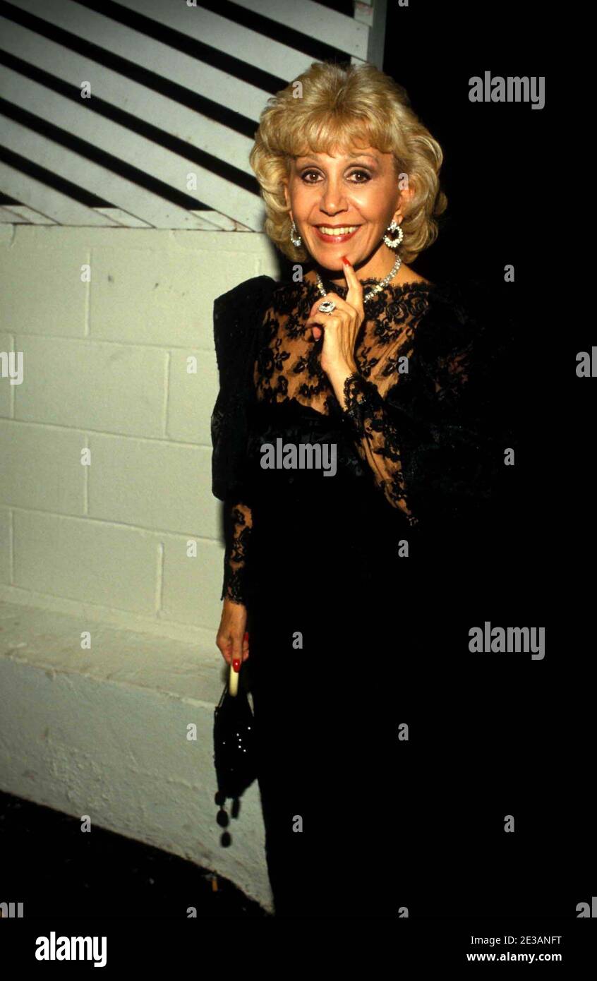 Rona barrett hi-res stock photography and images - Alamy