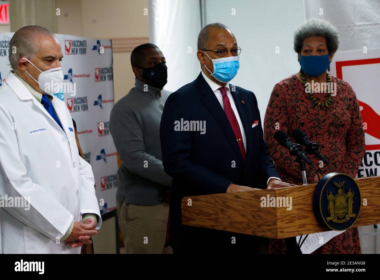 Dr ramon tallaj hi-res stock photography and images - Alamy