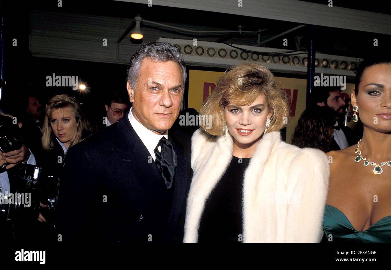 TONY CURTIS AND KELLY COLBERTSON Credit: Ralph Dominguez/MediaPunch ...