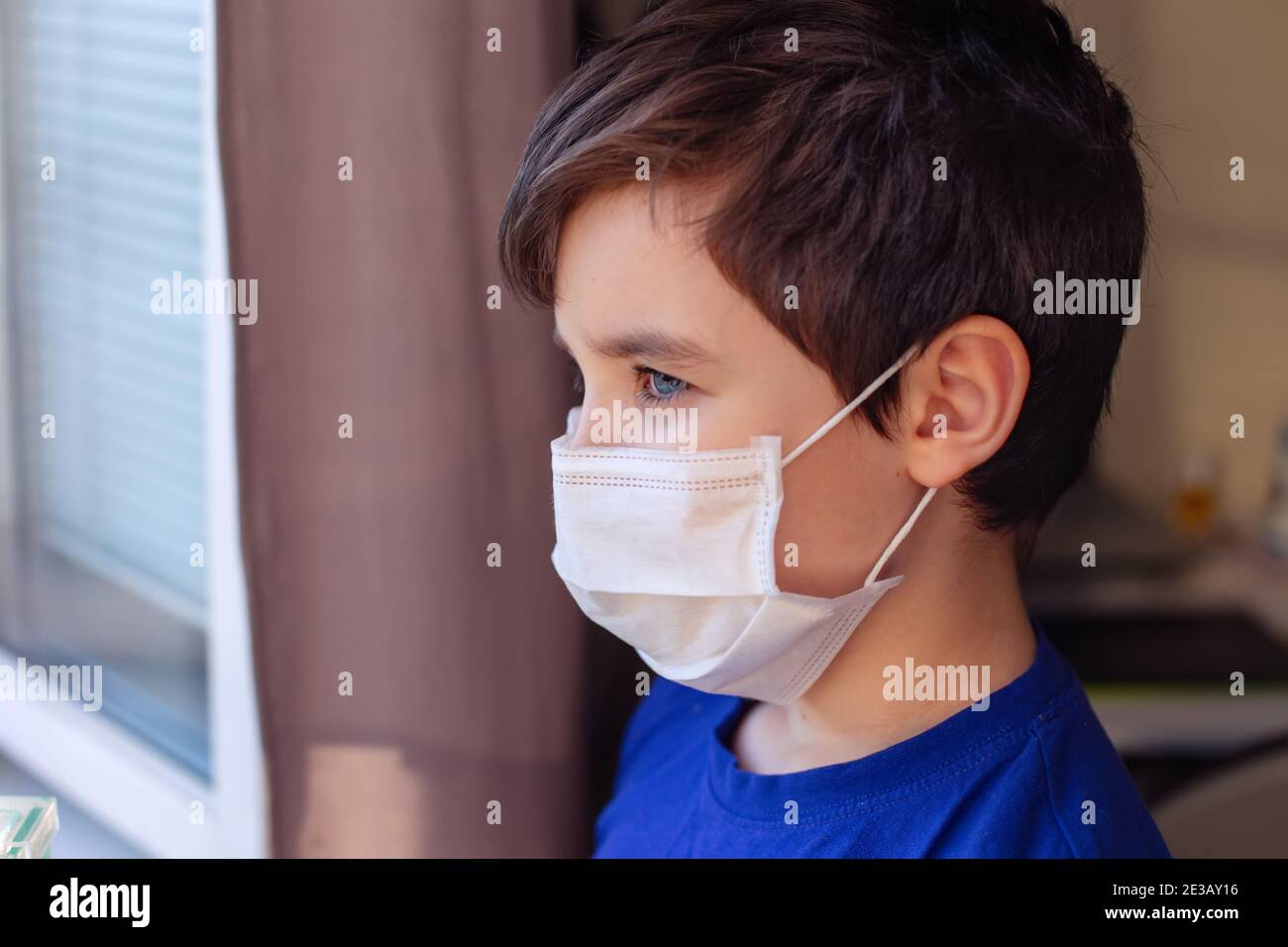 Brunette kid hi-res stock photography and images - Alamy