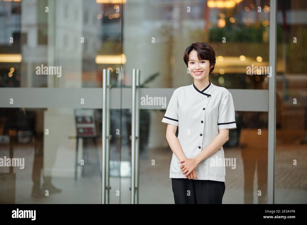 Hotel worker hi-res stock photography and images - Alamy