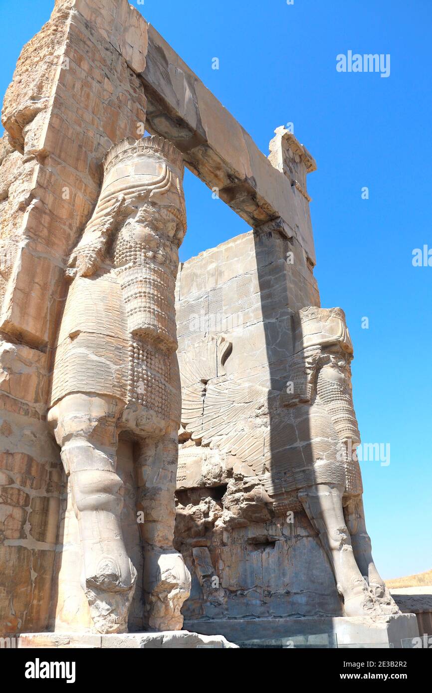 Gate of All Nations (Xerxes Gate) with stone statues of lamassu in ...