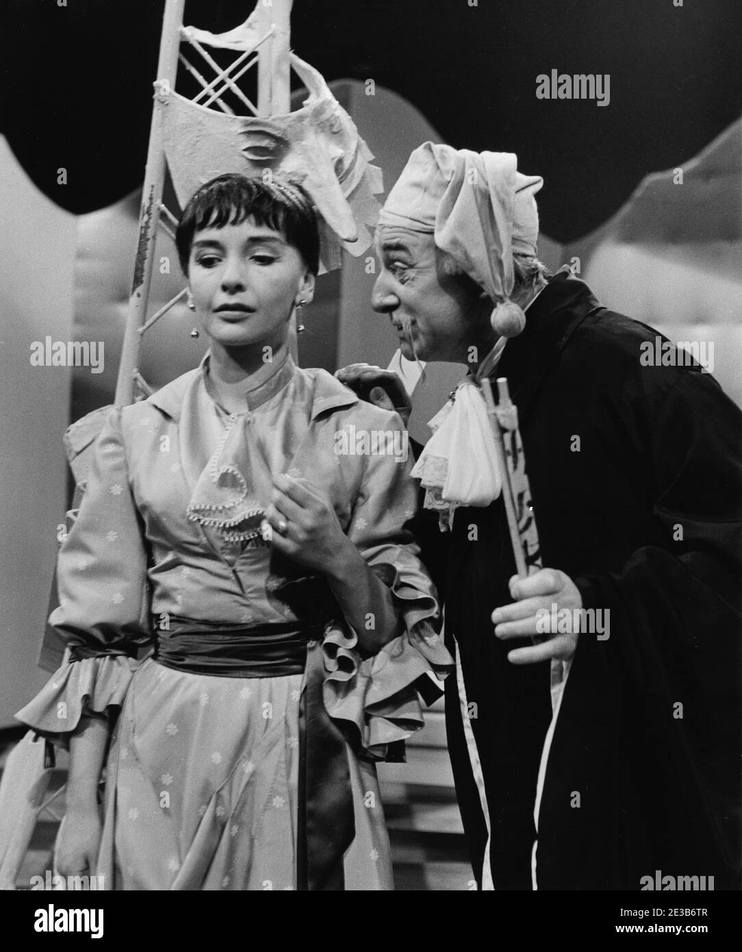 Luitgard Im als Turandot, Prinzessin von China, mit Ludwig Linkmann als ...