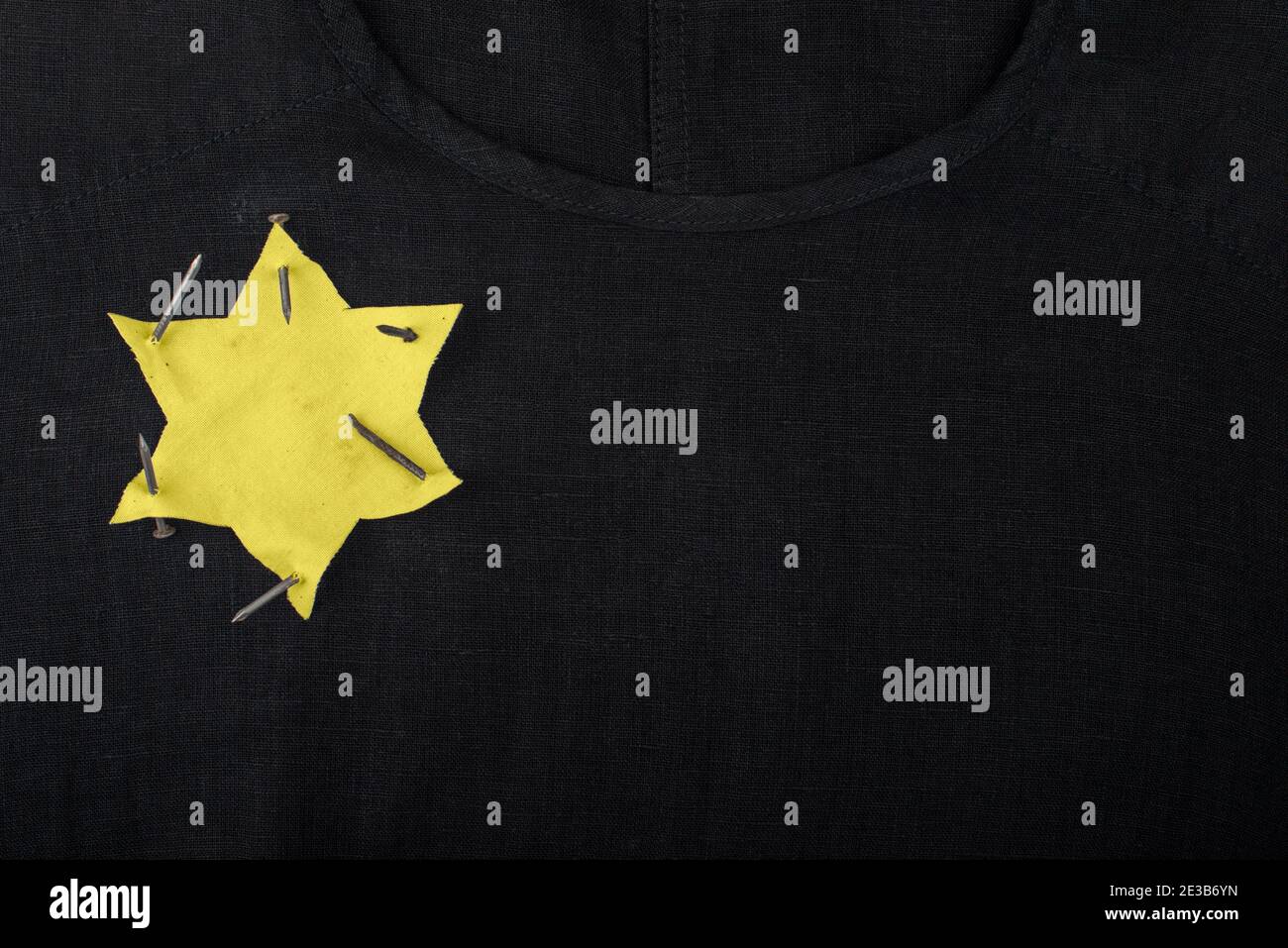Holocaust jewish star badge hi-res stock photography and images - Alamy