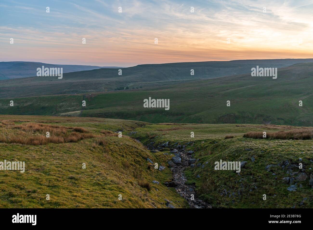 View at the Yorkshire Dales landscape from the Buttertubs Pass (Cliff ...