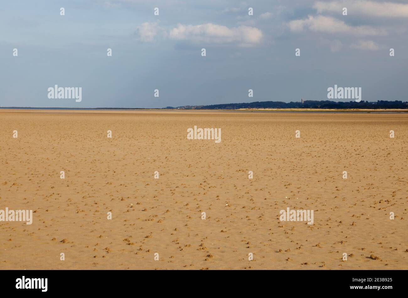 Stiffkey beach hi-res stock photography and images - Alamy