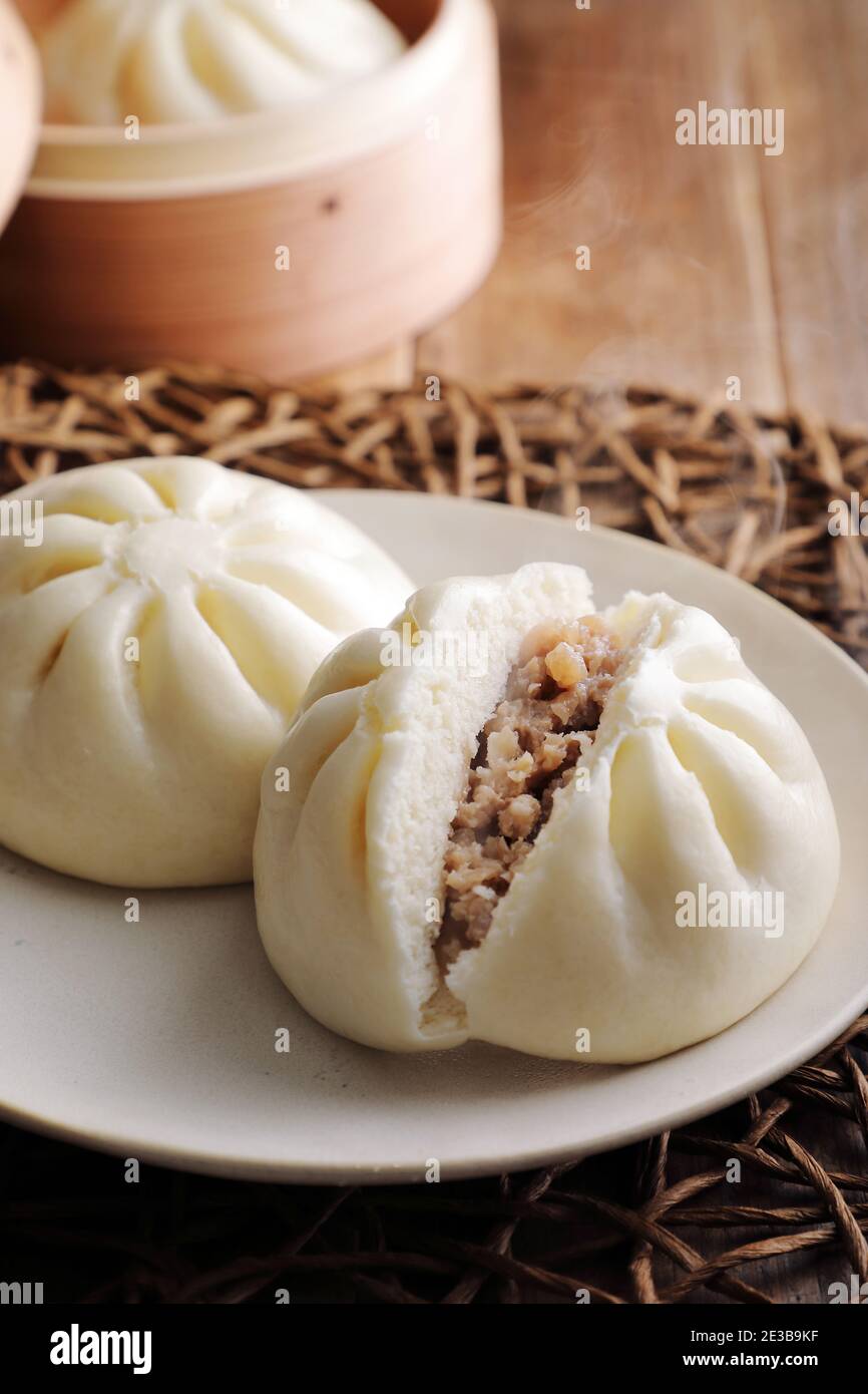 Dumpling japan hi-res stock photography and images - Alamy