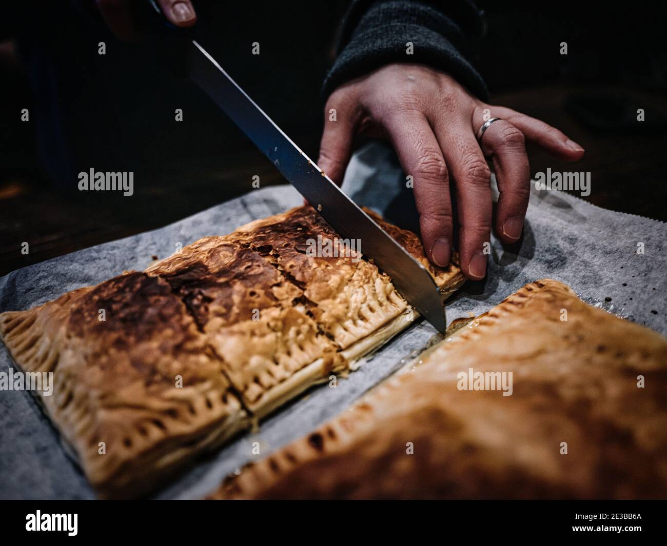 Cutting apart hi-res stock photography and images - Alamy